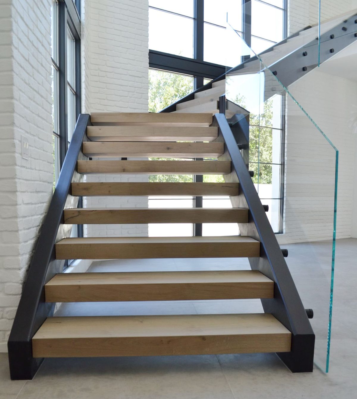 Hardwood Experts Portfolio - Classic Millworks